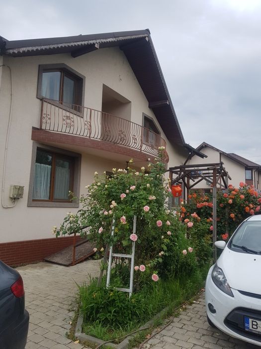 Casa in Crevedia zona linistita Crevedia • OLX.ro