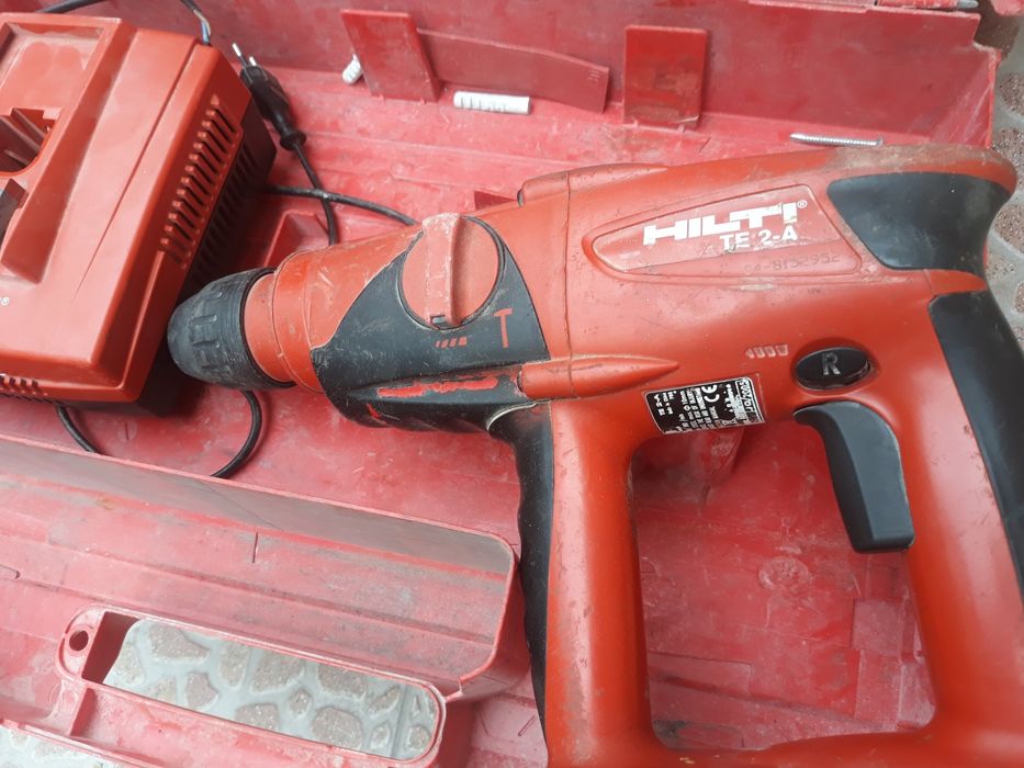 Hilti TE2 А Перфоратор с Три Функции Зарядно гр. Търговище Изток 1 • OLX.bg