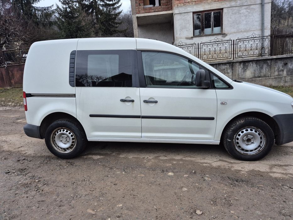 Vând Volkswagen Caddy SDI Suceagu • OLX.ro