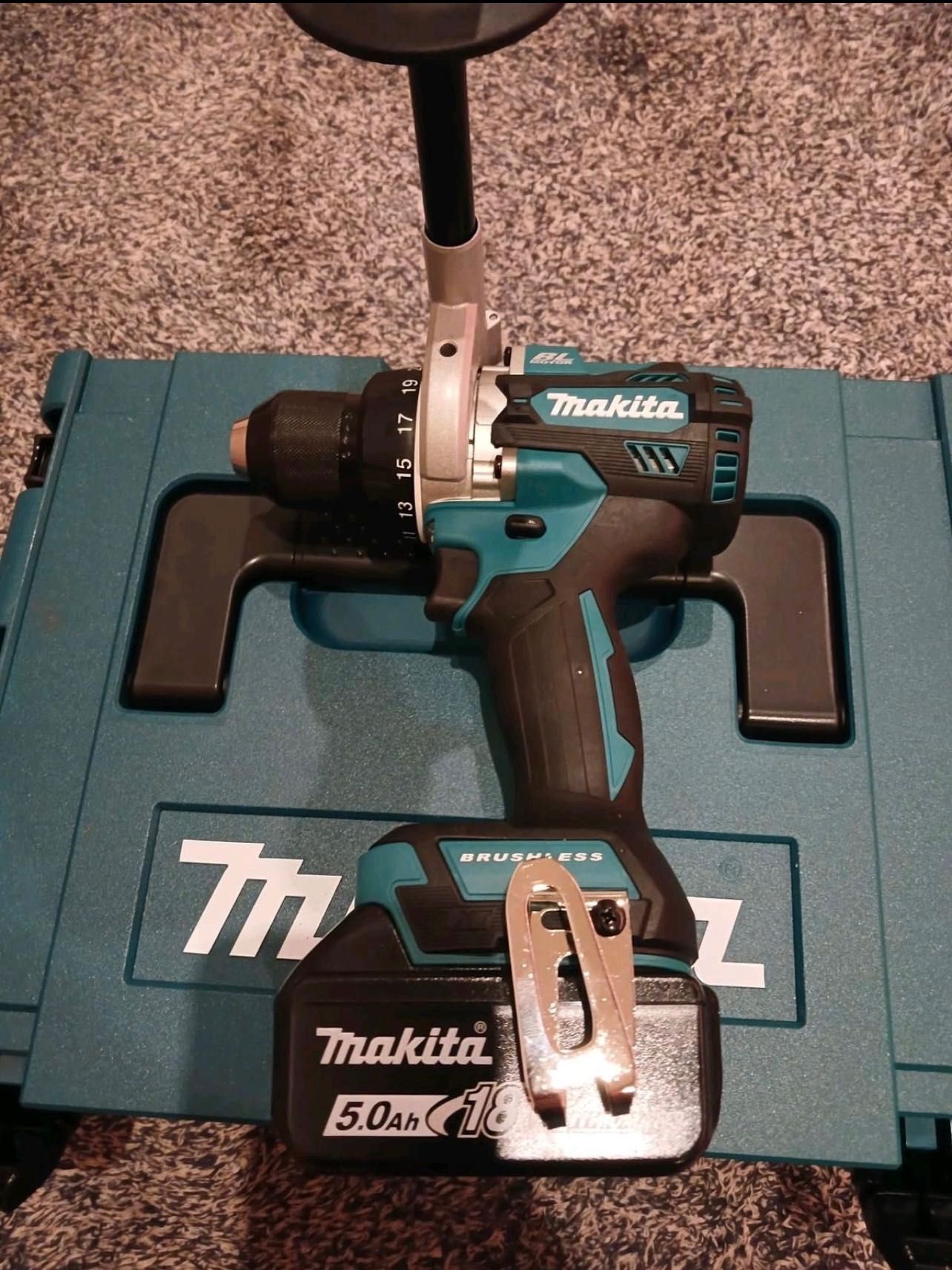 Makita DDF486Z с куфар соло Макита Бормашина / Винтоверт 130Nm гр ...