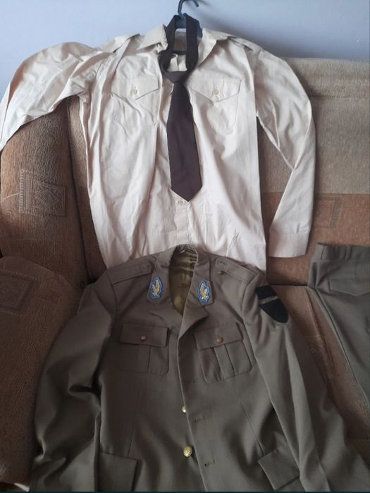 Tinuta militara de oras Fortele Terestre Carlig • OLX.ro