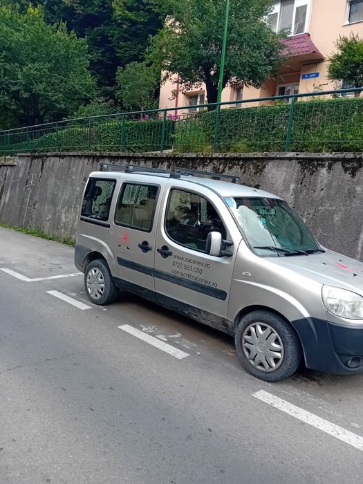 Ocazie Auto fiat doblo 7 locuri. Vind urgent Drumul Carului • OLX.ro
