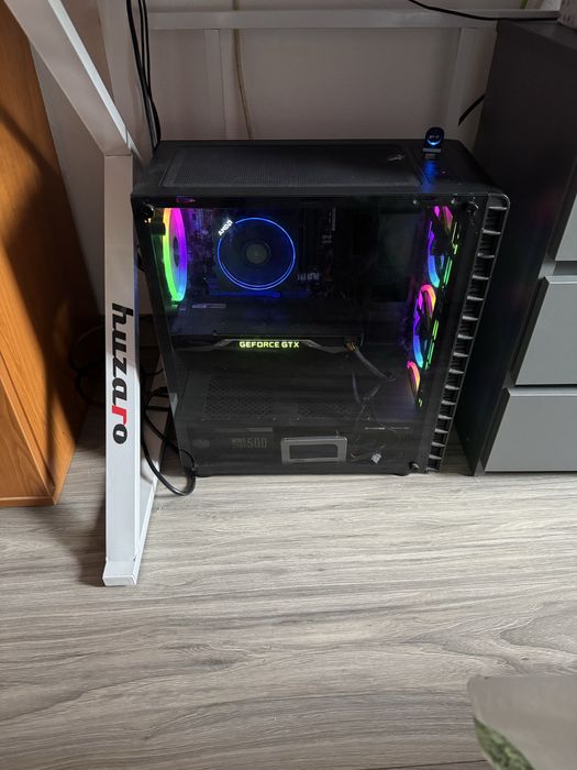 Unitate (pc) gaming Lalosu • OLX.ro