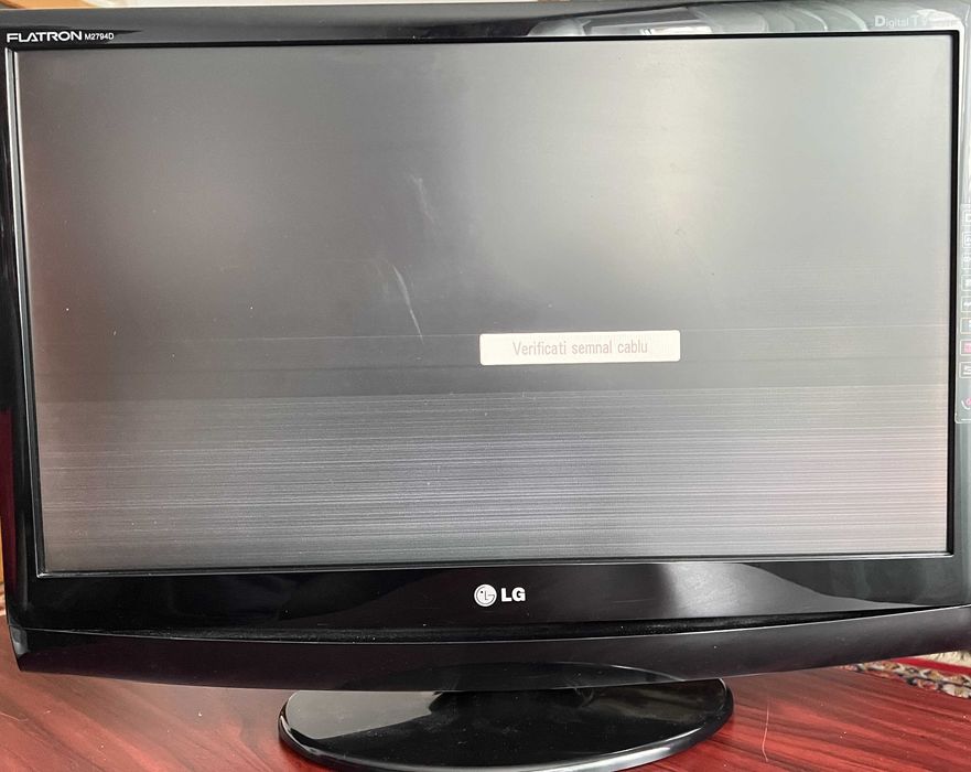 Monitor cu tuner tv LG Flatron M2704D, se vinde ca defect Bucuresti ...