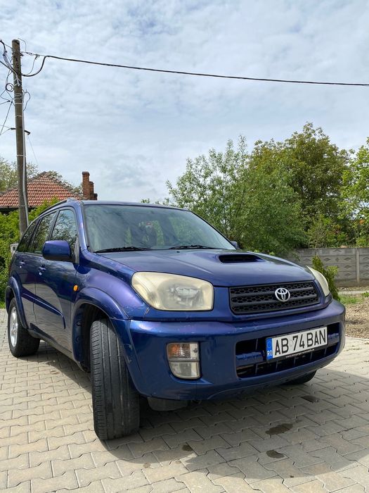 Vand Toyota Rav4 Diesel Teius • OLX.ro