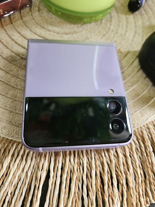 Samsung Z FLIP 3 гр. Свищов • OLX.bg