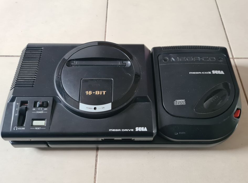 Consola Sega Mega Drive + Mega CD 2 + Jocuri Cluj-Napoca • OLX.ro