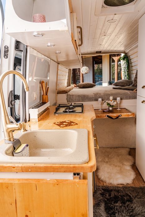 Autorulota Mercedes Sprinter Pantelimon • OLX.ro