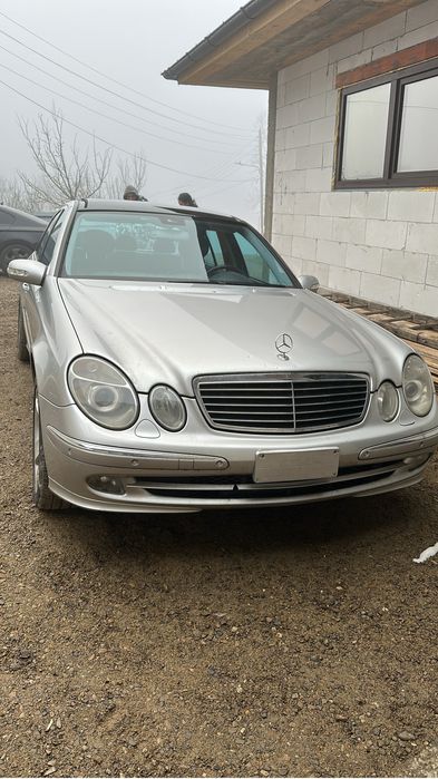 Mercedes w211 e 500 Scheia • OLX.ro