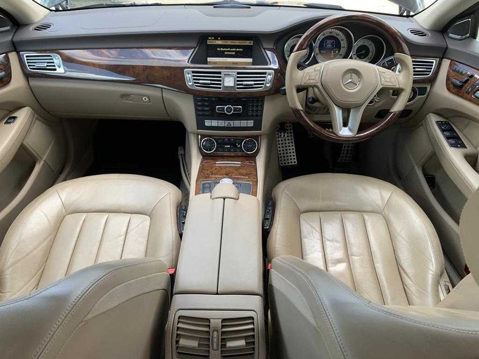 Dezmembrez mercedes cls w218 pachet AMG/bara spate amg/interior ...