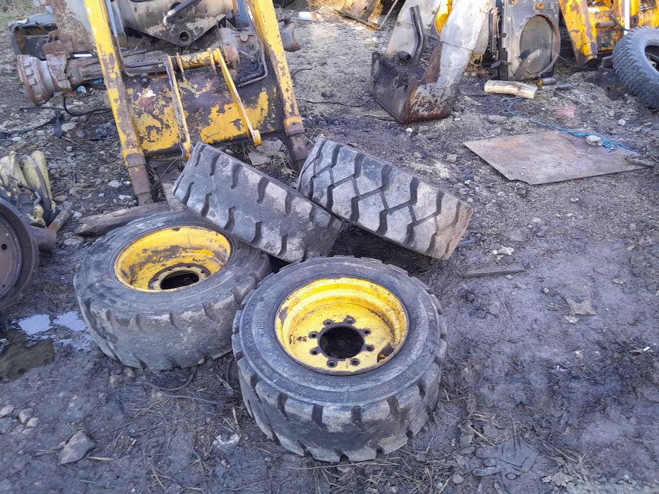 Dezmembrez miniincarcator bobcat jcb Apahida • OLX.ro