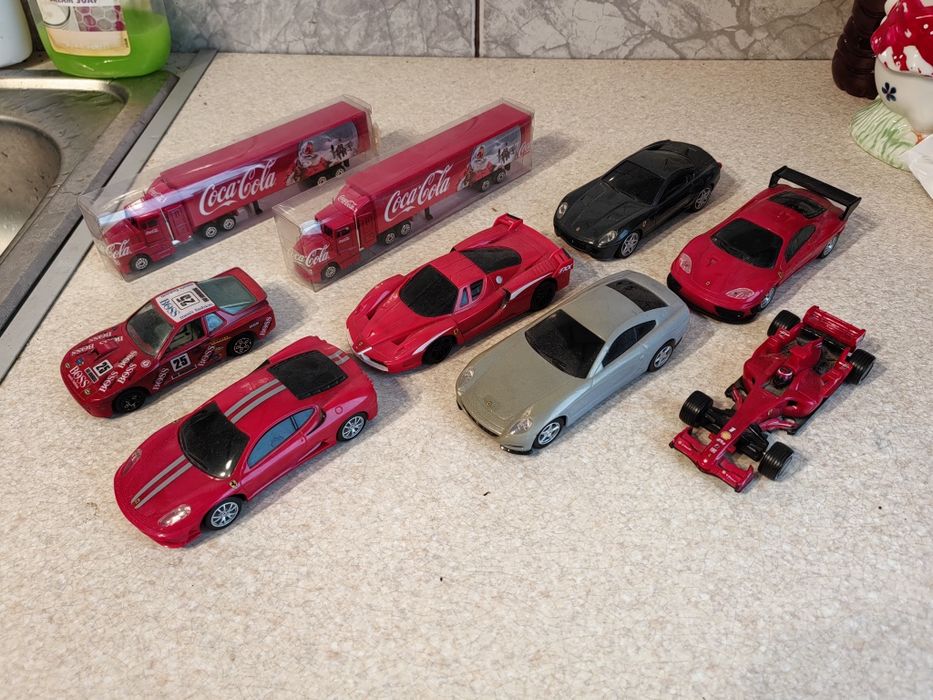 Колекция ферари от shell и камиони coca cola гр. Димитровград • OLX.bg