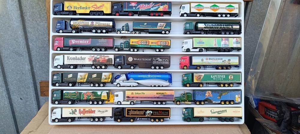 Lot 21 machete tiruri cap metalic Berca • OLX.ro