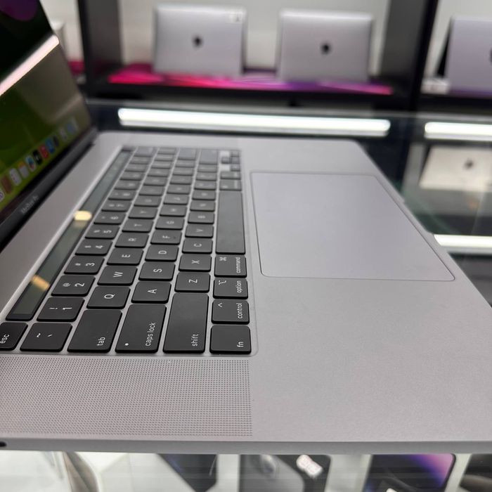 Macbook Pro, 4K, Intel i7, 32GB, 512SSD: 550 у.е. - Ноутбуки Андижан на Olx