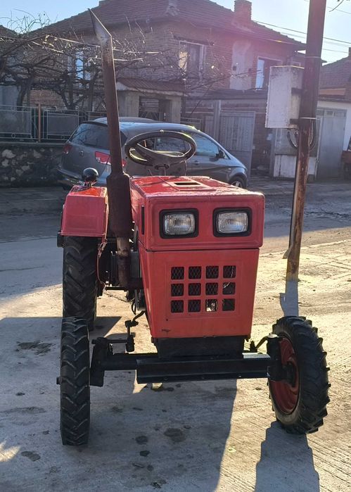 Трактор Хебей 150 с. Поповица • OLX.bg