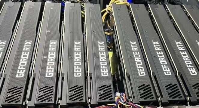Ai Hpc хардуер под наем за обучение и трениране на Ml Llm модели гр