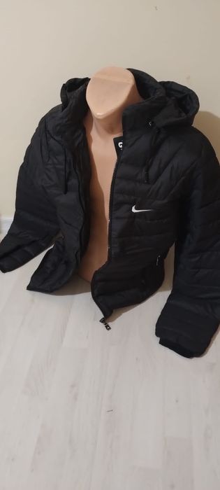 Geaca nike Barbati Popoveni • OLX.ro
