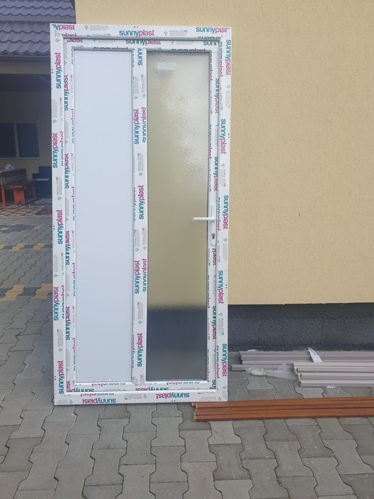 Tamplărie PVC cu geam termopan Baia Mare • OLX.ro