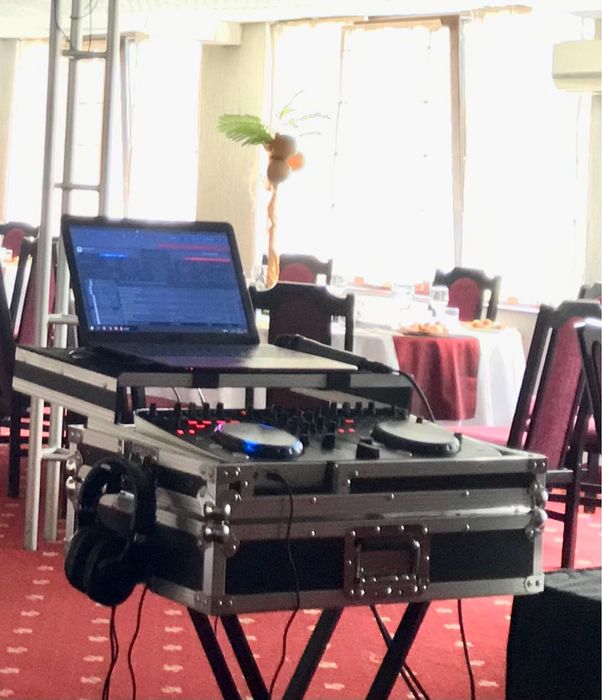 Pioneer DJ DDJ ERGO V + Case MAGMA ! Floresti • OLX.ro