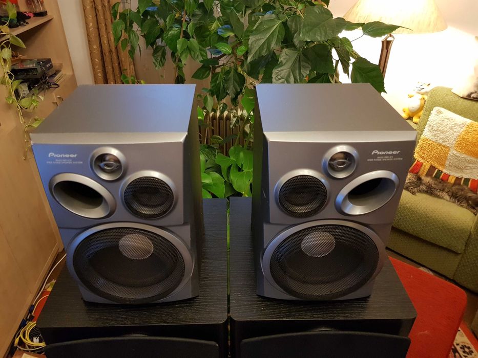 Boxe Pioneer / 40W / 8 Ohm / 3 cai Drobeta-Turnu Severin • OLX.ro