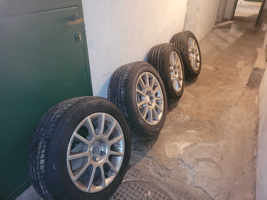 Jante cu anvelope de vara 215/55/16 Brasov • OLX.ro