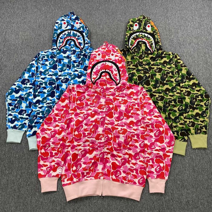 Hanorac Bape A Bathing Ape / Premium Quality Bistrita • OLX.ro