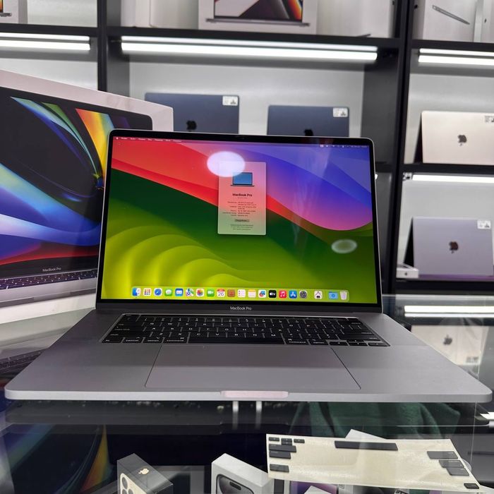 Macbook Pro, 4K, Intel i7, 32GB, 512SSD: 550 у.е. - Ноутбуки Андижан на Olx