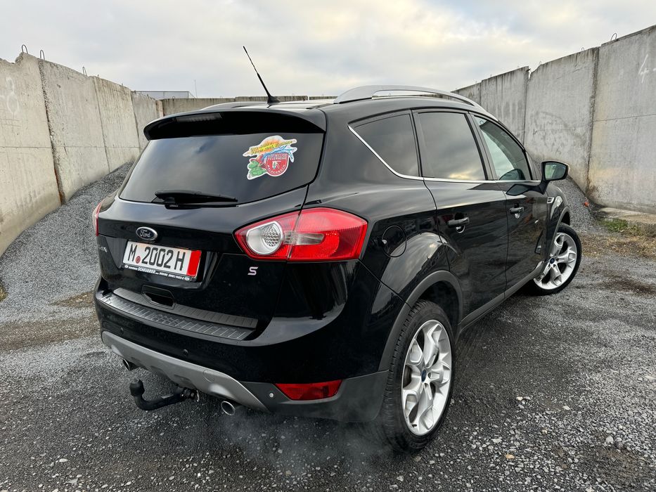 Ford Kuga Titanium S Euro5 4x4 LED•Pano•Navi•Camera•Keyless entry/Go ...