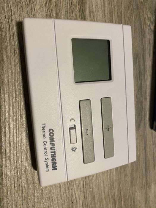 Termostat digital cu fir Computherm Q3 Targu Neamt • OLX.ro