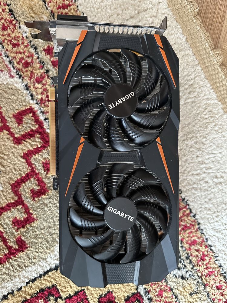 Видеокарта GIGABYTE 1060 6 gb - Комплектующие и аксессуары Астана на Olx