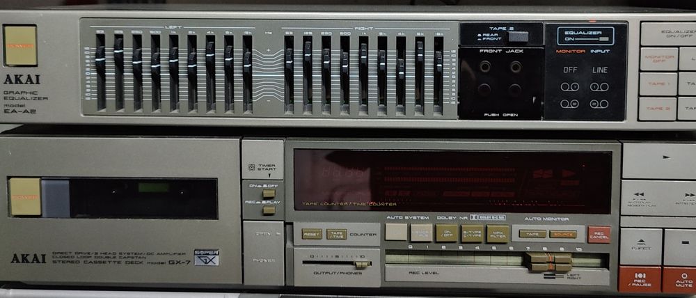 Akai GX-7 + Akai EA-A2 Reghin • OLX.ro