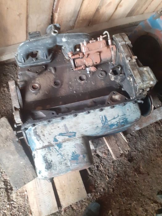 Motor tractor (aro ) Cerna • OLX.ro