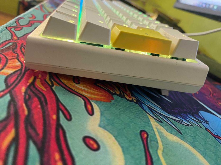 Ducky One 2 Mini! Cherry MX Blue Switches!Перфектна гр. Ямбол Боровец ...