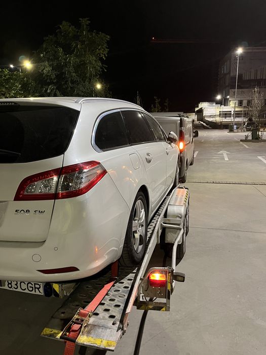 Platforma auto de inchiriat 24 /7 cu 2 axe /2000kg/2700kg masa maxima ...