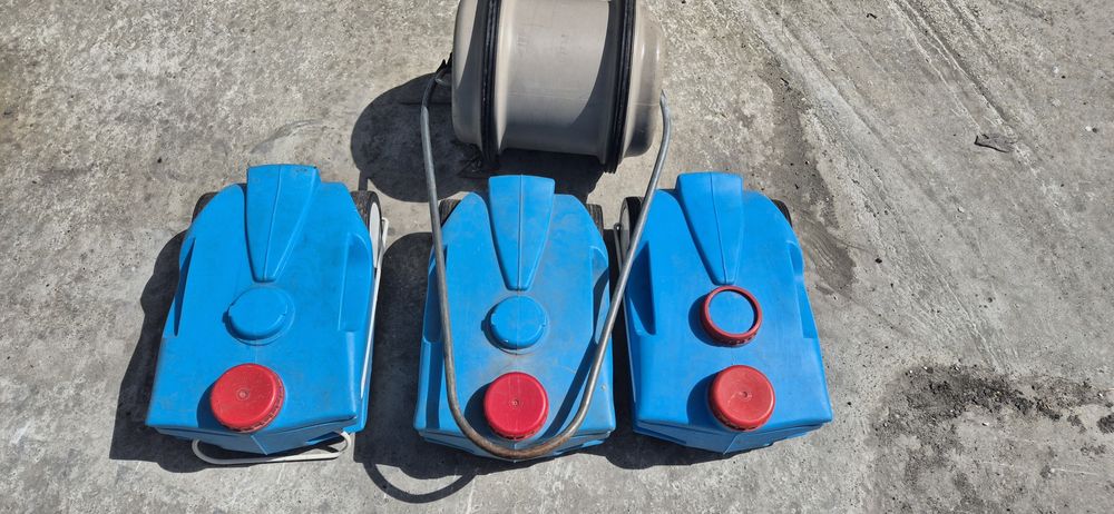 Bidoane apa curata rulota Aquaroll Bacau • OLX.ro