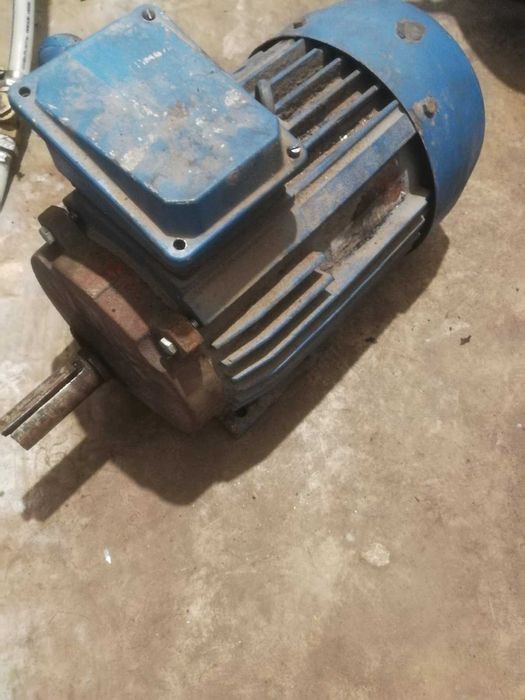 Електромотор 7 kw 1500 оборота. гр. Дулово • OLX.bg