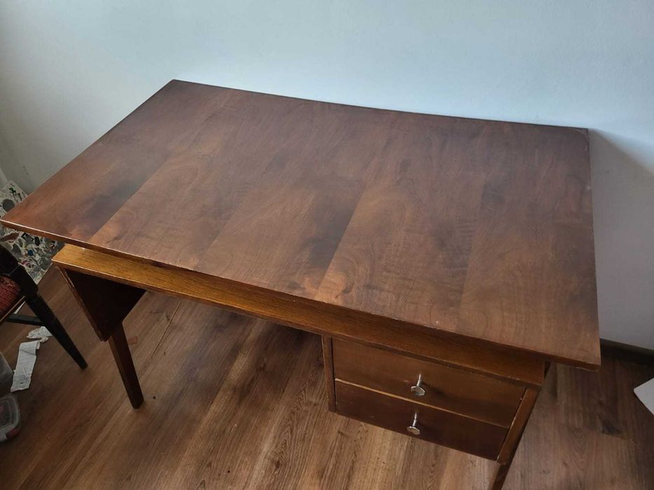 Birou lemn,vechi vintage Bucuresti Sectorul 3 • OLX.ro