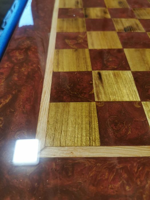 Șah din Rășină Epoxy și lemn de stejar (doaga de butoi) Bucuresti ...