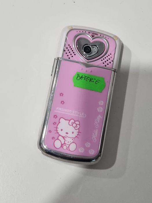 Telefon Hello kitty perfect funcțional Craiova • OLX.ro