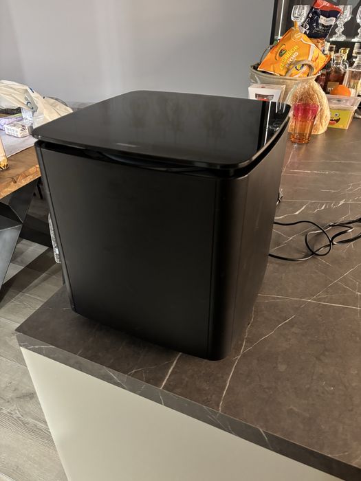 Bose acousticmass 300/ Bose bass module 700 гр. Варна Спортна зала • OLX.bg