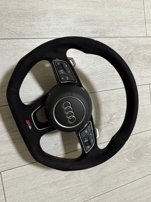 Volan AUDI RS / Alcantara / A3/A4/A5/Q5/Q7/Q8/RS3/RS4/RS5/RSQ8 Pitesti ...