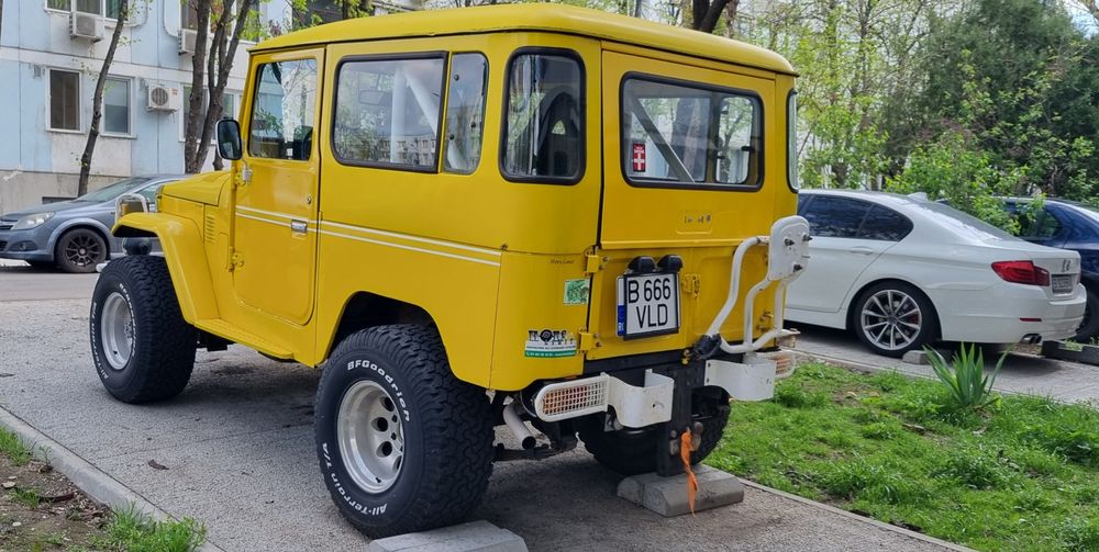 Toyota Land Cruiser BJ 40 1978 Autoutilitara Bucuresti Sectorul 6 • OLX.ro