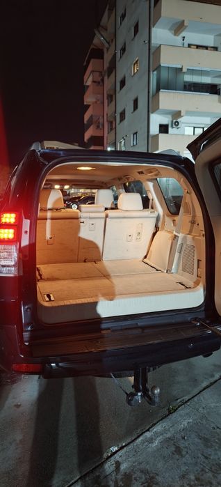 Toyota land cruiser 7 locuri modelul premium Ramnicu Valcea • OLX.ro