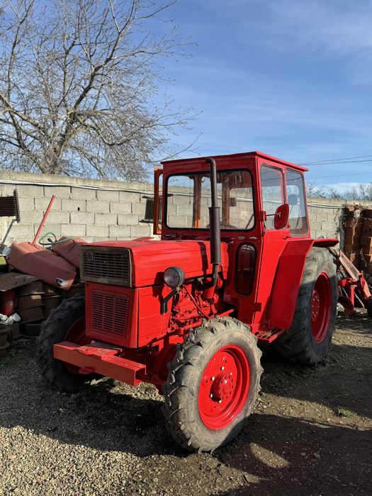 Tractor UTB 550 DT 4x4 Oradea • OLX.ro