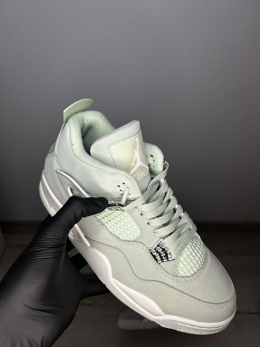 Nike Air Jordan 4 Retro Seafoam Sail (43) Sibiu • OLX.ro