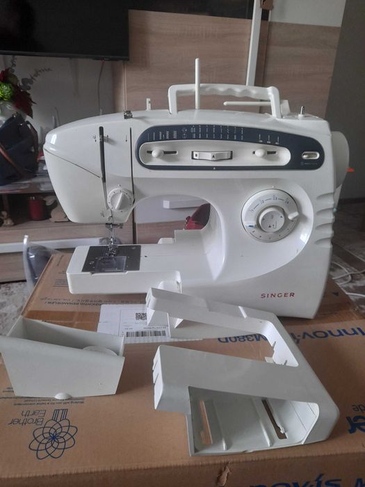 Vand masina de cusut SINGER 5430C Targu-Mures • OLX.ro