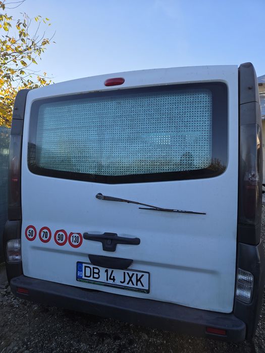 Renault Trafic 2003 ( ca vito transporter opel vivaro ) Targoviste • OLX.ro