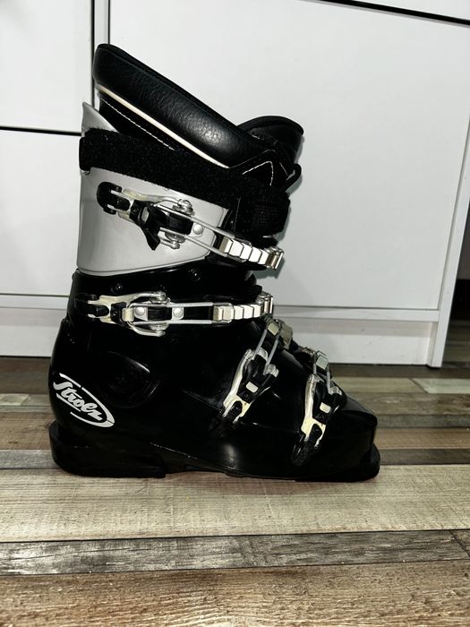 Clapari ski super pret Giurgiu • OLX.ro