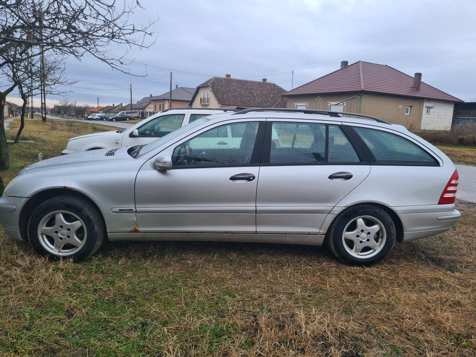 Mercede-Benz C200 (w203) CDI Cluj-Napoca • OLX.ro