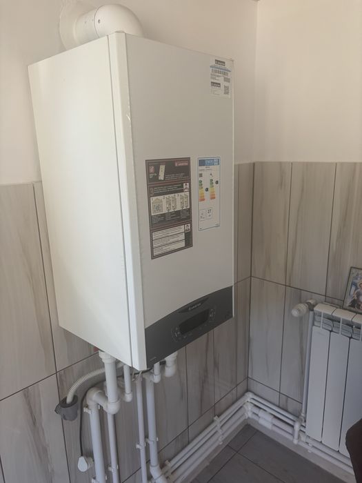 Vand centrala Ariston class one Mihail Kogalniceanu • OLX.ro